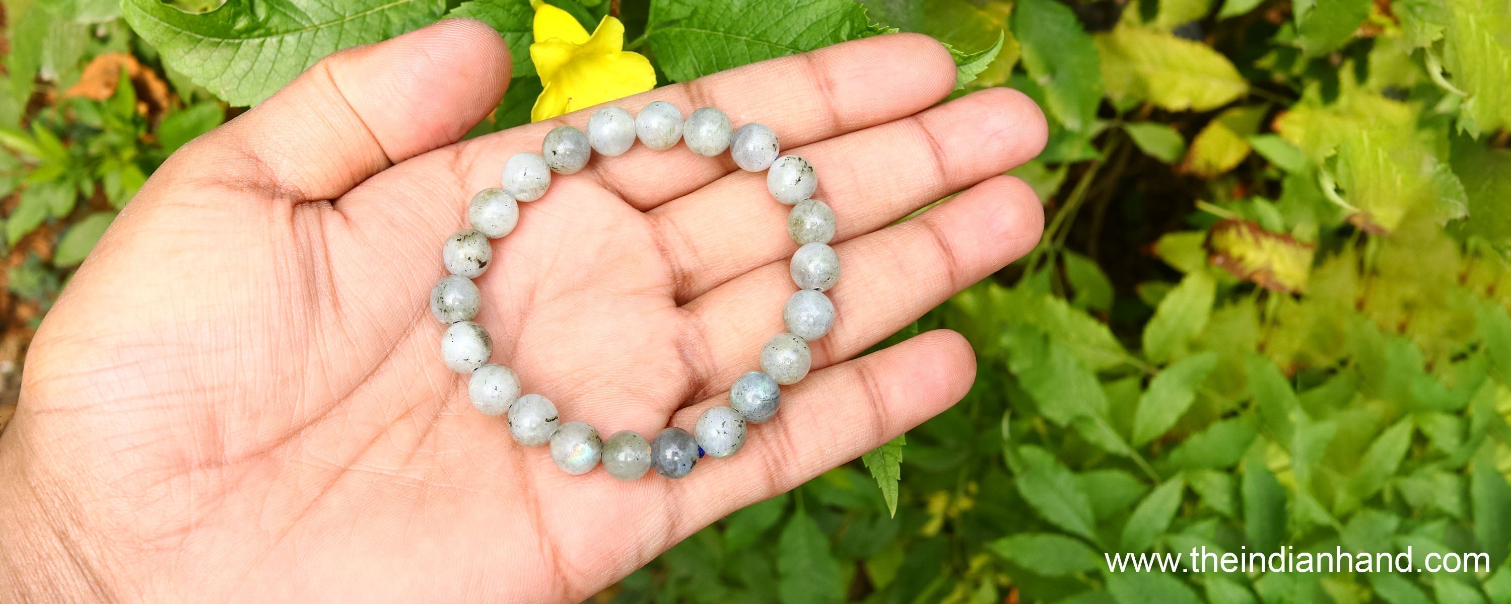 Labradorite Bracelets: Meaning, Benefits, and How to Choose the Perfec ...